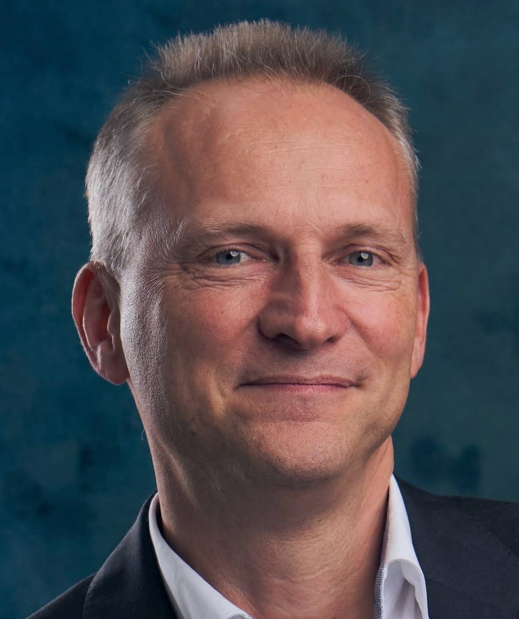 Dr. Henning Bork - C-Engage Convention